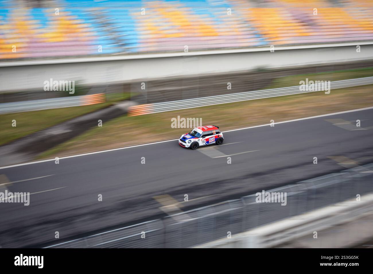 ISTANBUL, TURKIYE - SEPTEMBER 07, 2024: Race Car in Istanbul Park ...
