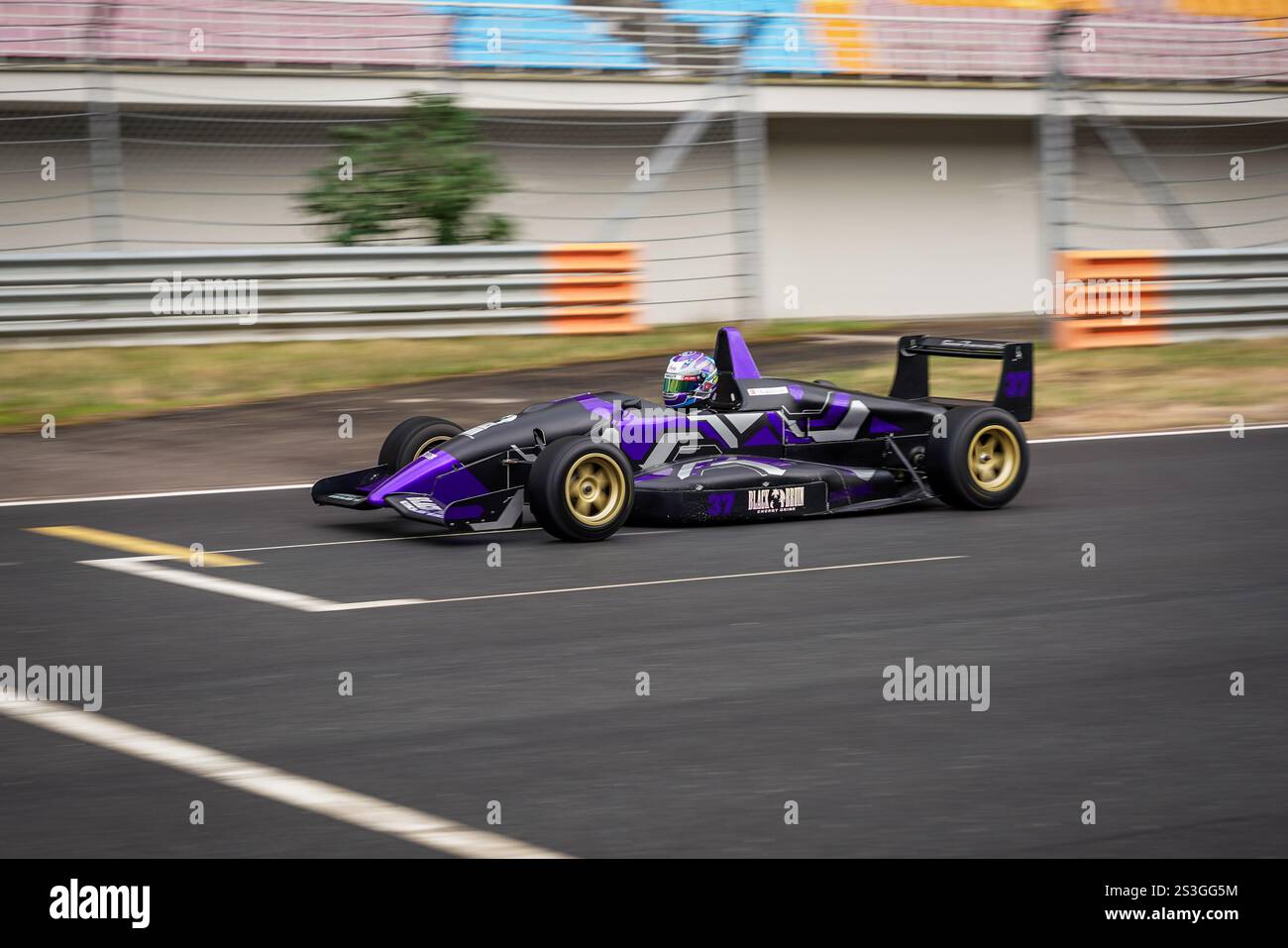 ISTANBUL, TURKIYE - SEPTEMBER 07, 2024: Formula 3 Car in Istanbul Park ...