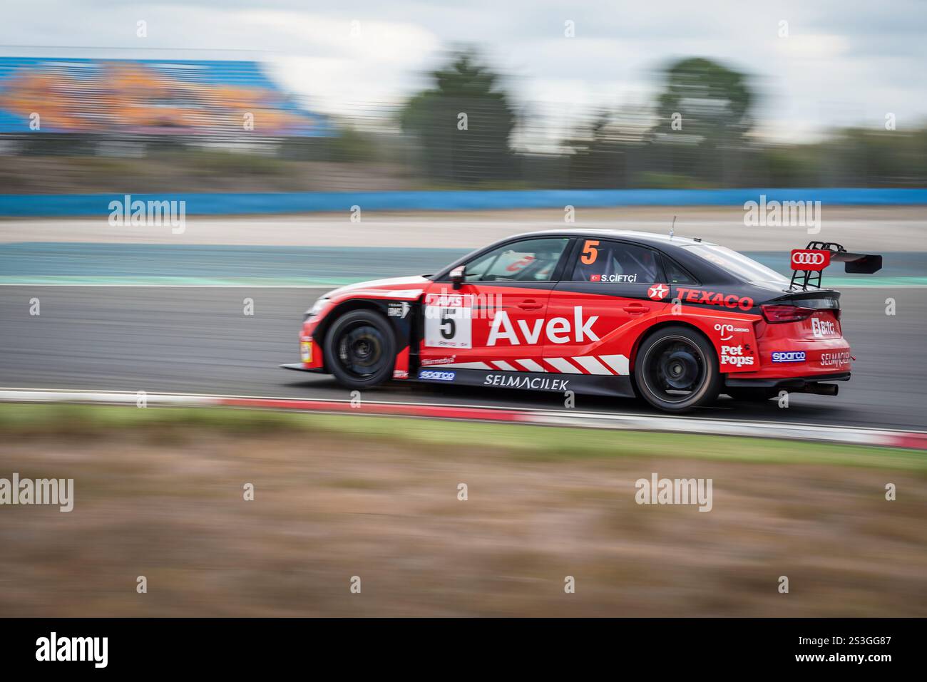 ISTANBUL, TURKIYE - SEPTEMBER 07, 2024: Race Car in Istanbul Park ...