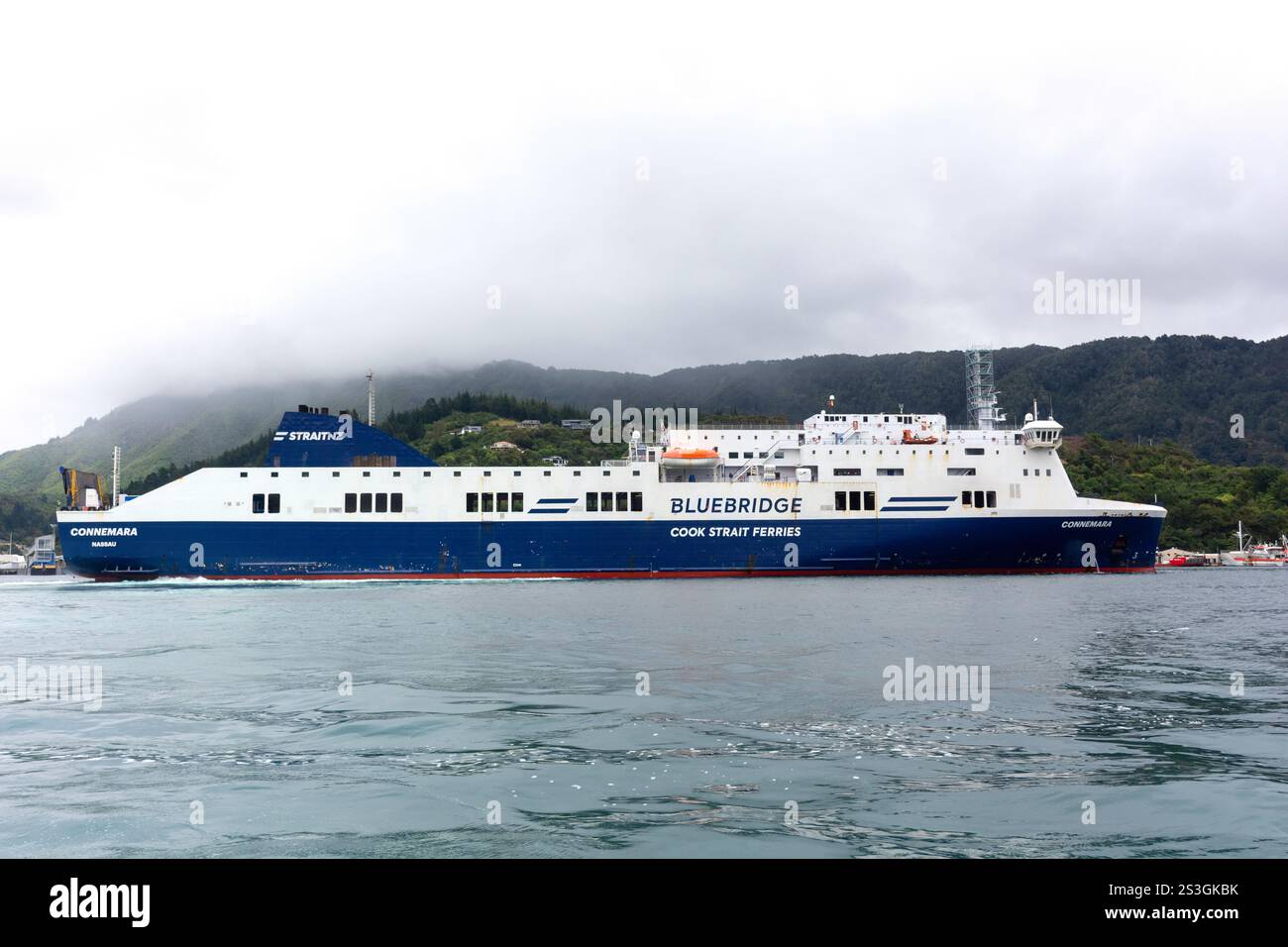 Bluebridge Cook Strait Ferry leaving Picton (Waitohi), Marlborough ...
