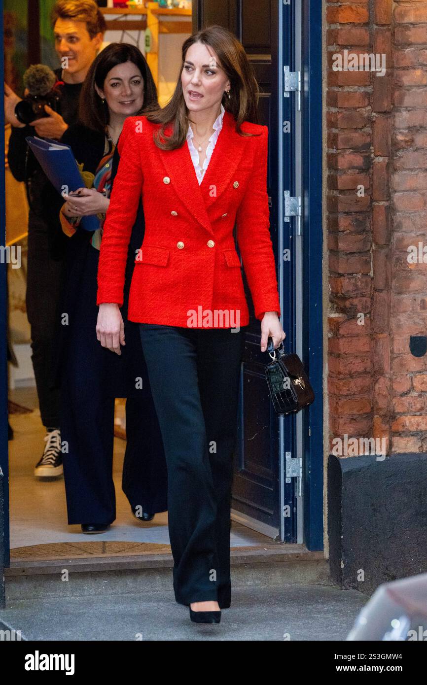 London, UK. 22nd Feb, 2022. Catherine Princess of Wales, Kate Middleton ...