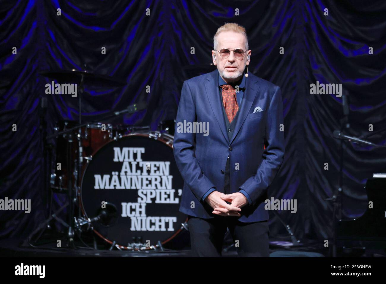 09.01.2025, Bertram Engel, live im Theater am Potsdamer Platz, Berlin, Drummer, Schlagzeuger im ...