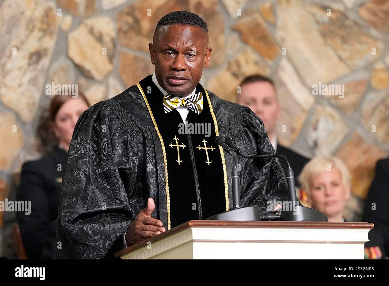Pastor Tony Lowden speaks during the funeral service for former ...