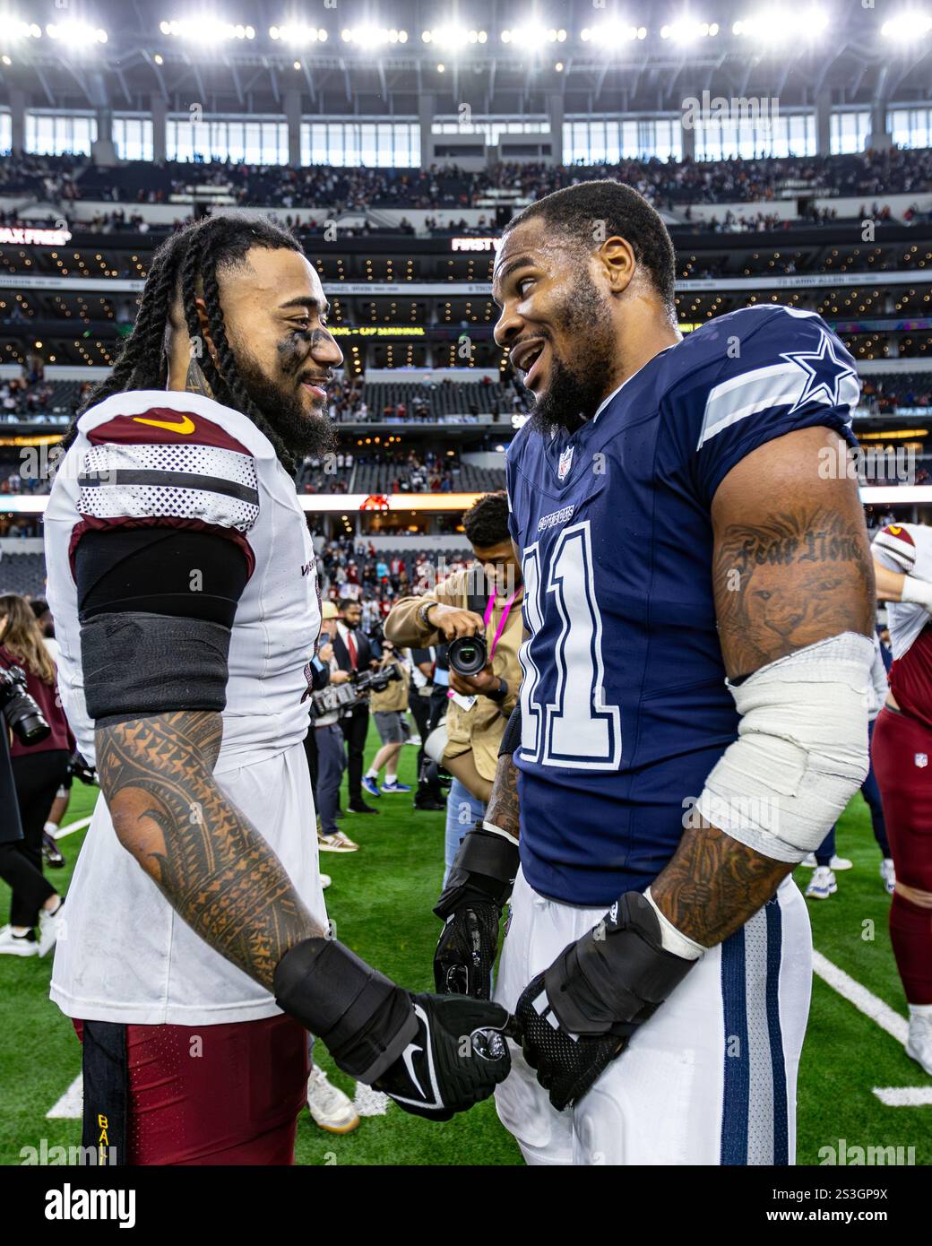 Arlington, United States. 05th Jan, 2025. Washington Commanders ...