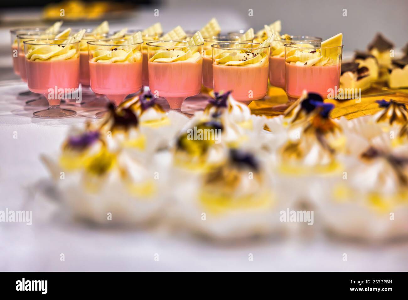 strawberry with white chocolate mousse , cake mini with edible flowers ...