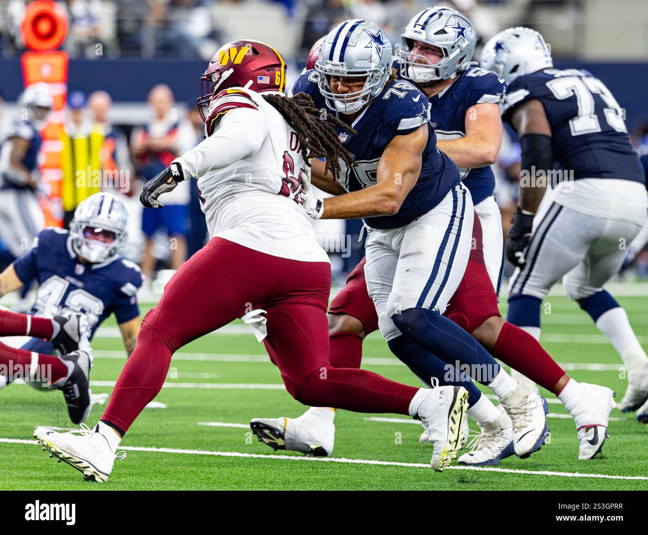 Arlington, United States. 05th Jan, 2025. Washington Commanders ...