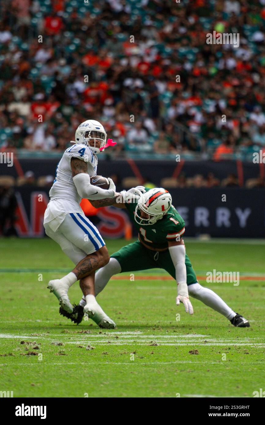 Duke wide receiver Eli Pancol (4) makes a catch during an NCAA football ...