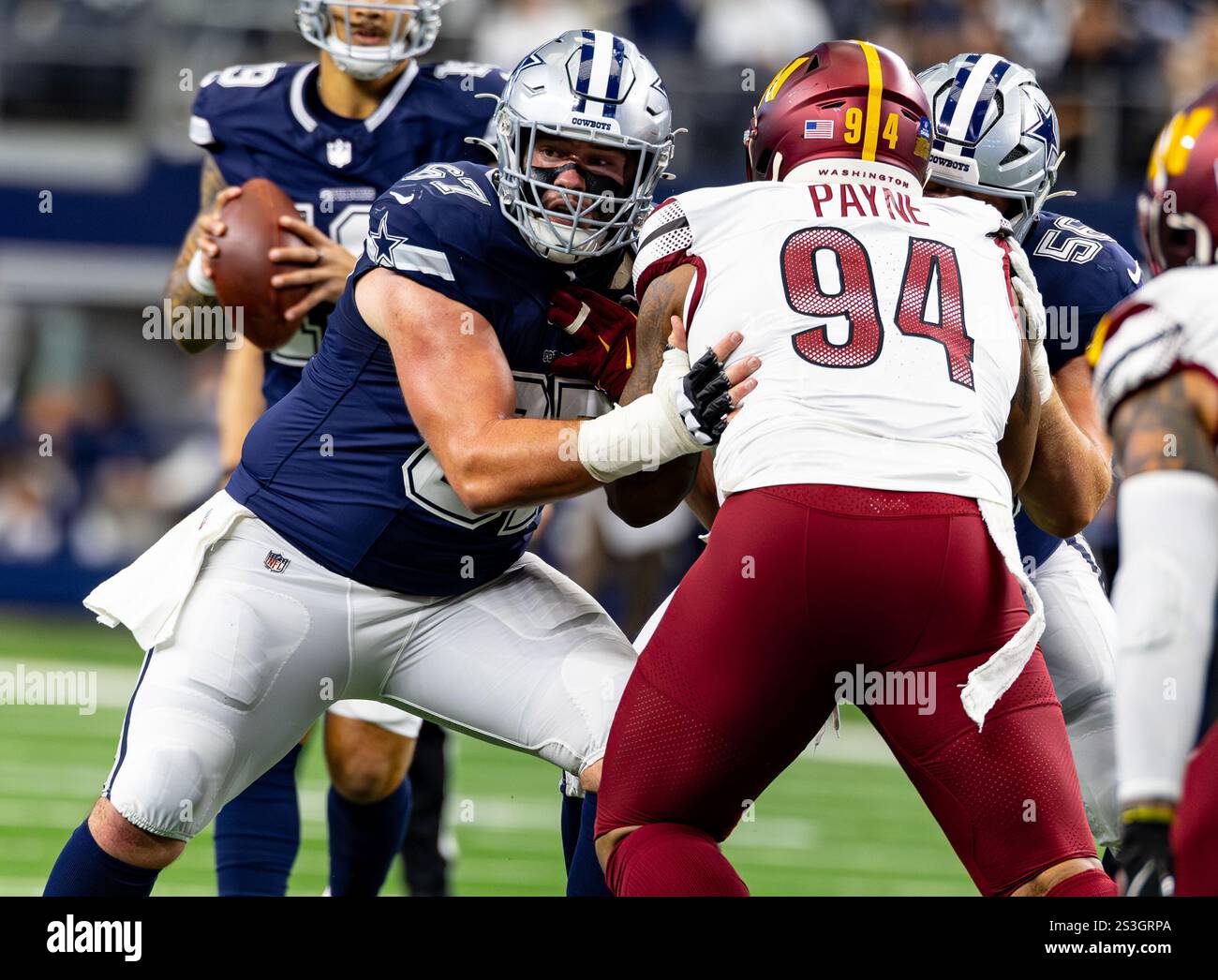 Arlington, United States. 05th Jan, 2025. Dallas Cowboys center Brock ...