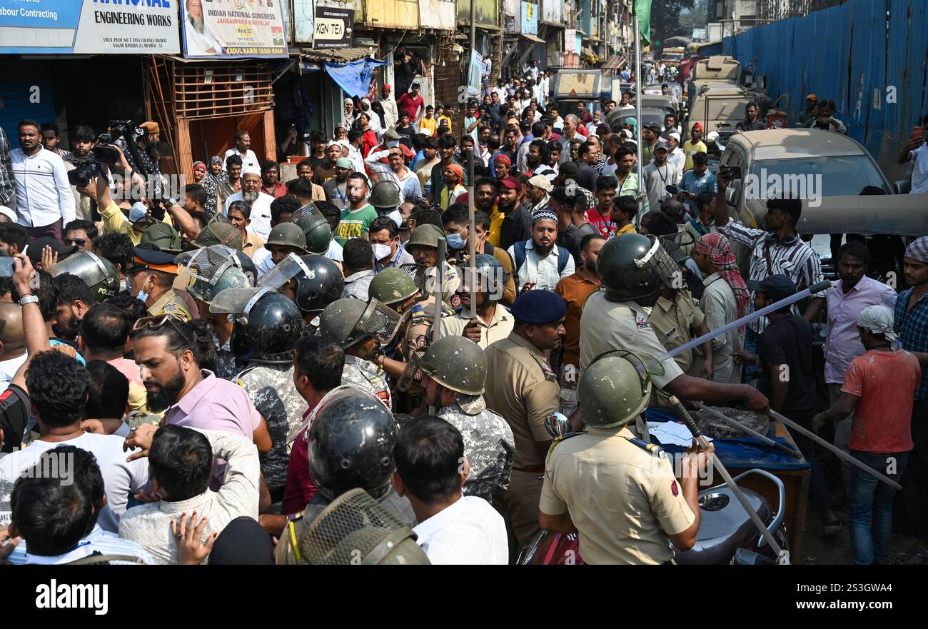 MUMBAI, INDIA - JANUARY 9: Hundreds of residents from the Bharat Nagar ...