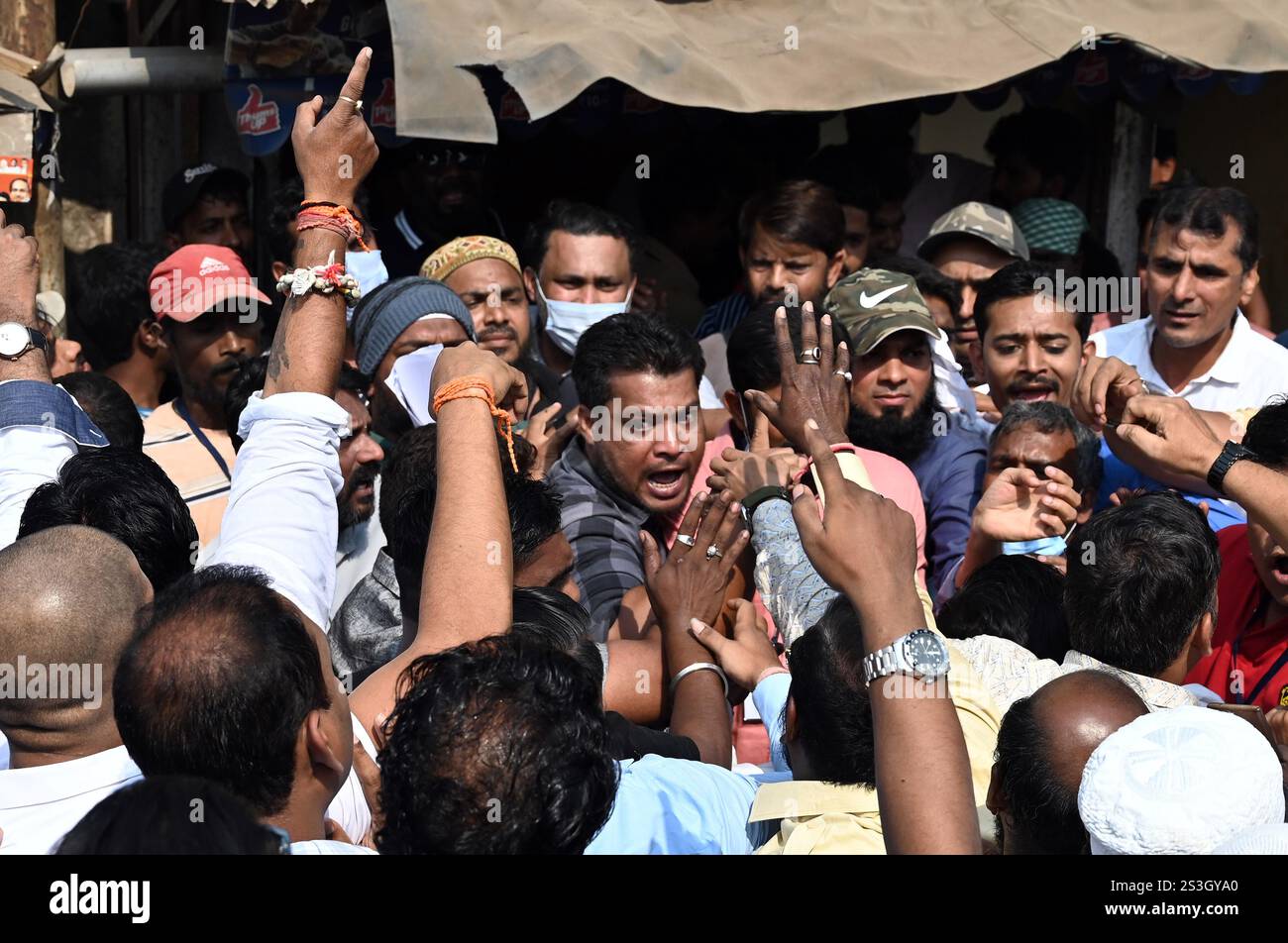 MUMBAI, INDIA - JANUARY 9: Hundreds of residents from the Bharat Nagar ...