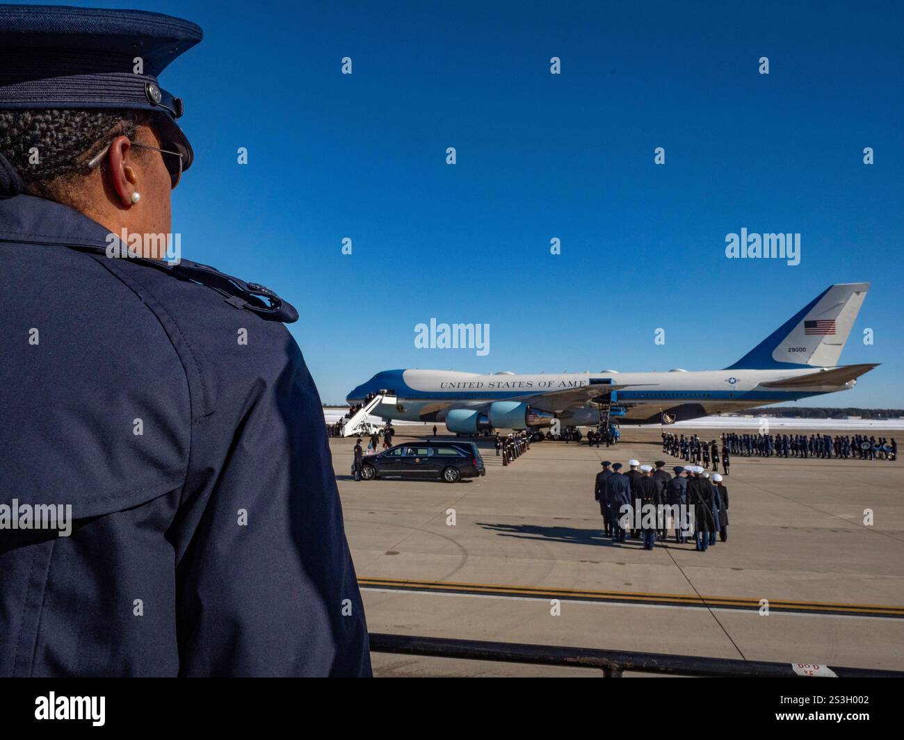 Joint Base Andrews, Maryland, USA. 9th Jan, 2025. An officer watches as ...
