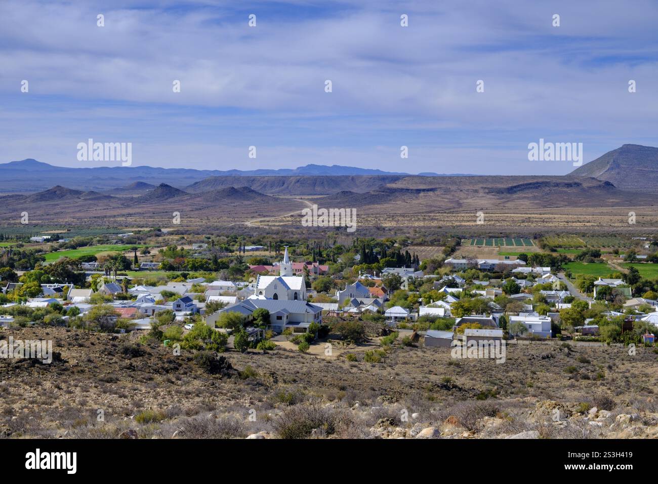 View of Prince Albert, Karoo and Swartberg Mountains from the Gordon ...