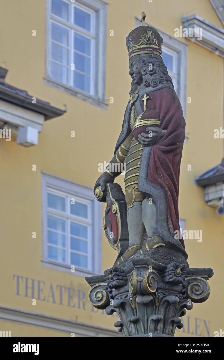 Emperor Joseph Fountain and Monument to Joseph I and Theatre of the ...