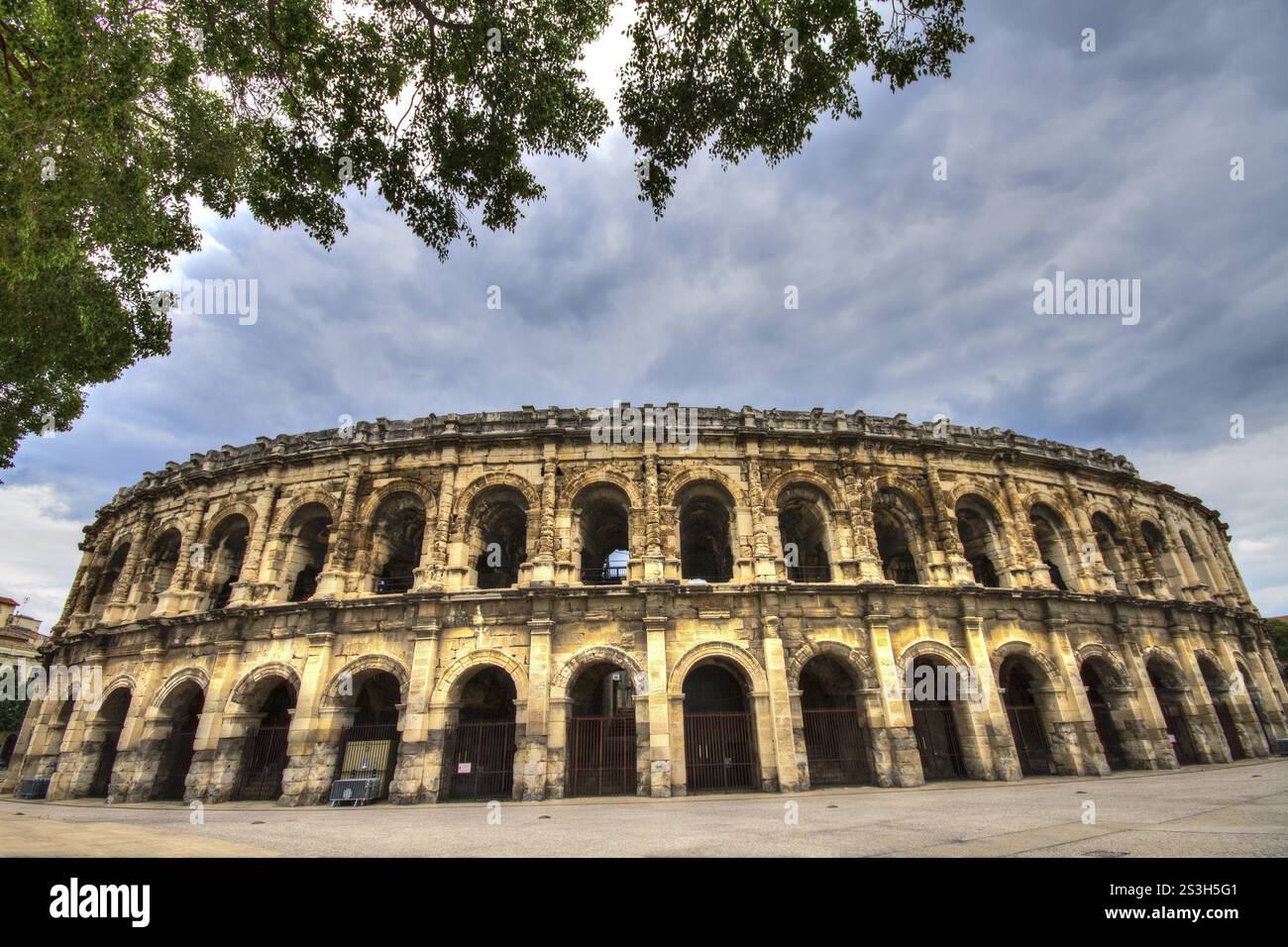 Roman amphitheatre at Nimes, Provence, France, Europe Stock Photo - Alamy