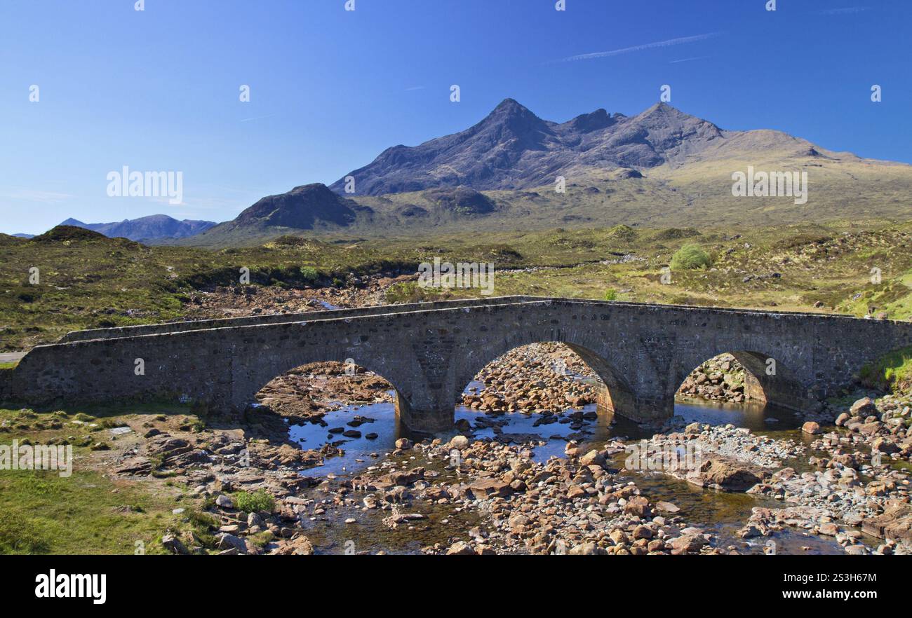 Stone bridge over a small river, Isle of Skye, Scotland Scotland Stock ...
