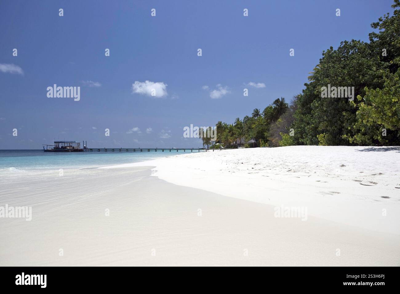 Tropical white beach, Mirihi, Maldives Mirihi, Maldives, Asia Stock ...