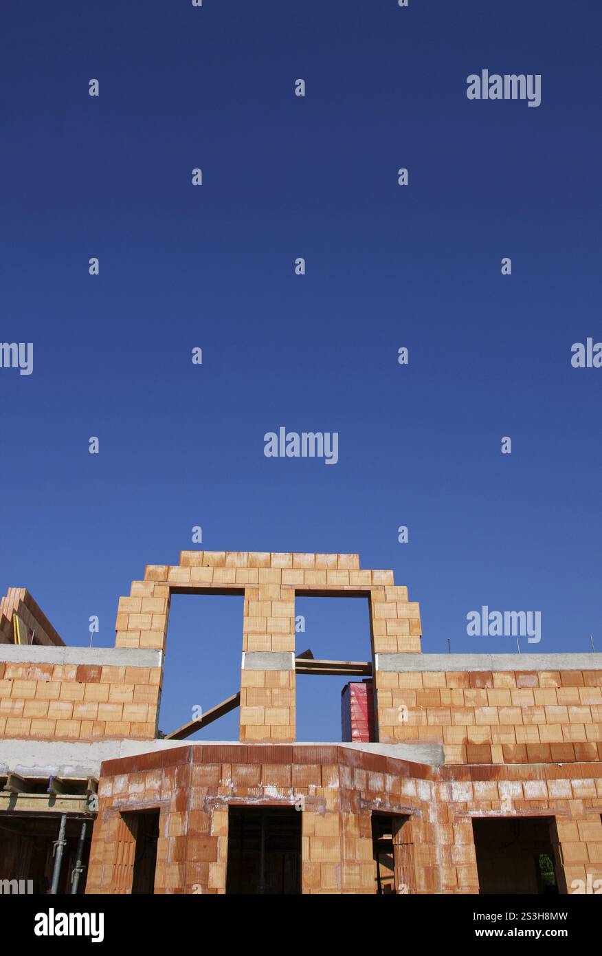 New building brick house hi-res stock photography and images - Alamy