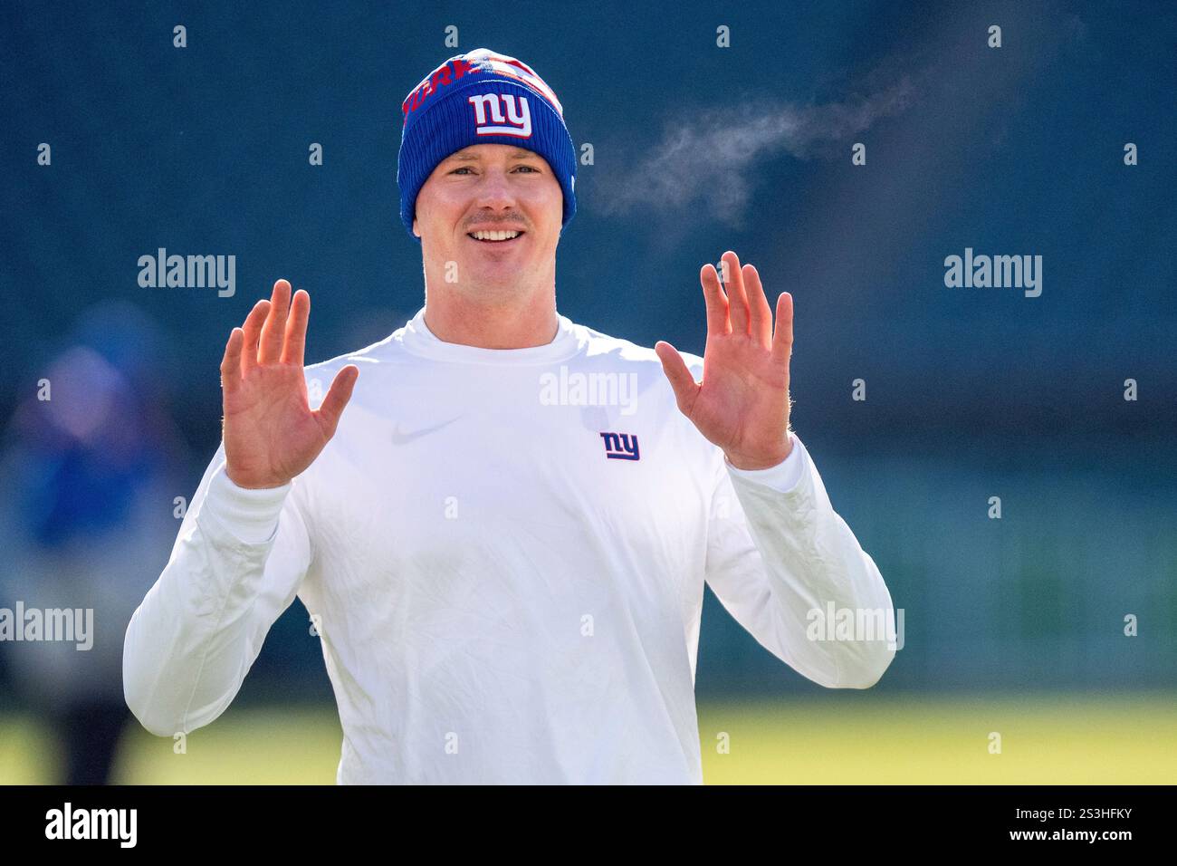 New York Giants quarterback Tim Boyle (12) reacts during warm-ups prior ...