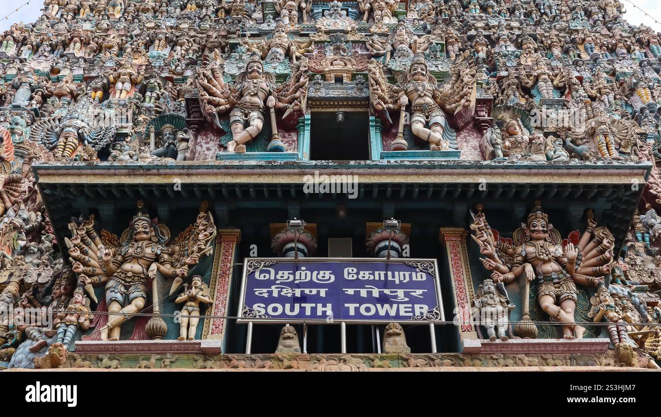 Beautiful Carvings of Hindu Deities on the Main Gopuram of Meenakshi ...