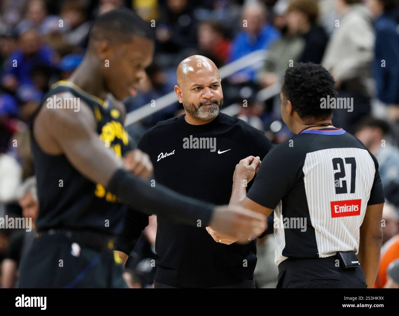 Detroit Pistons head coach J.B. Bickerstaff talks with referee Mitchell ...