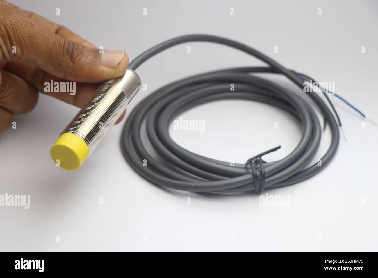 Capacitive Proximity Sensor Used In Distance Detection Held In The Hand