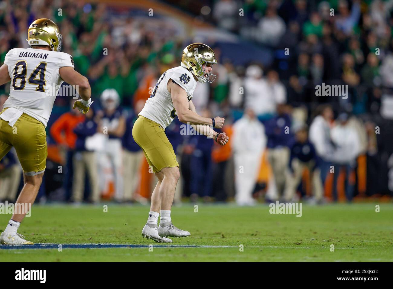 MIAMI GARDENS, FL - JANUARY 09: Kicker Mitch Jeter #98 of the Notre ...