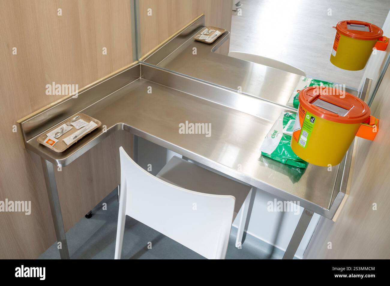 Injection bay areas in the Using Space at The Thistle drugs consumption ...
