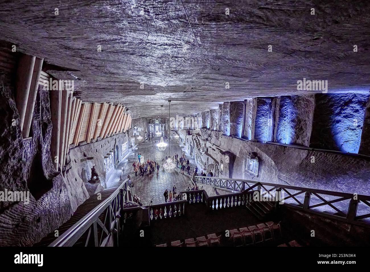 Underground Chapel of Saint Kinga deep within the Wieliczke salt mine ...