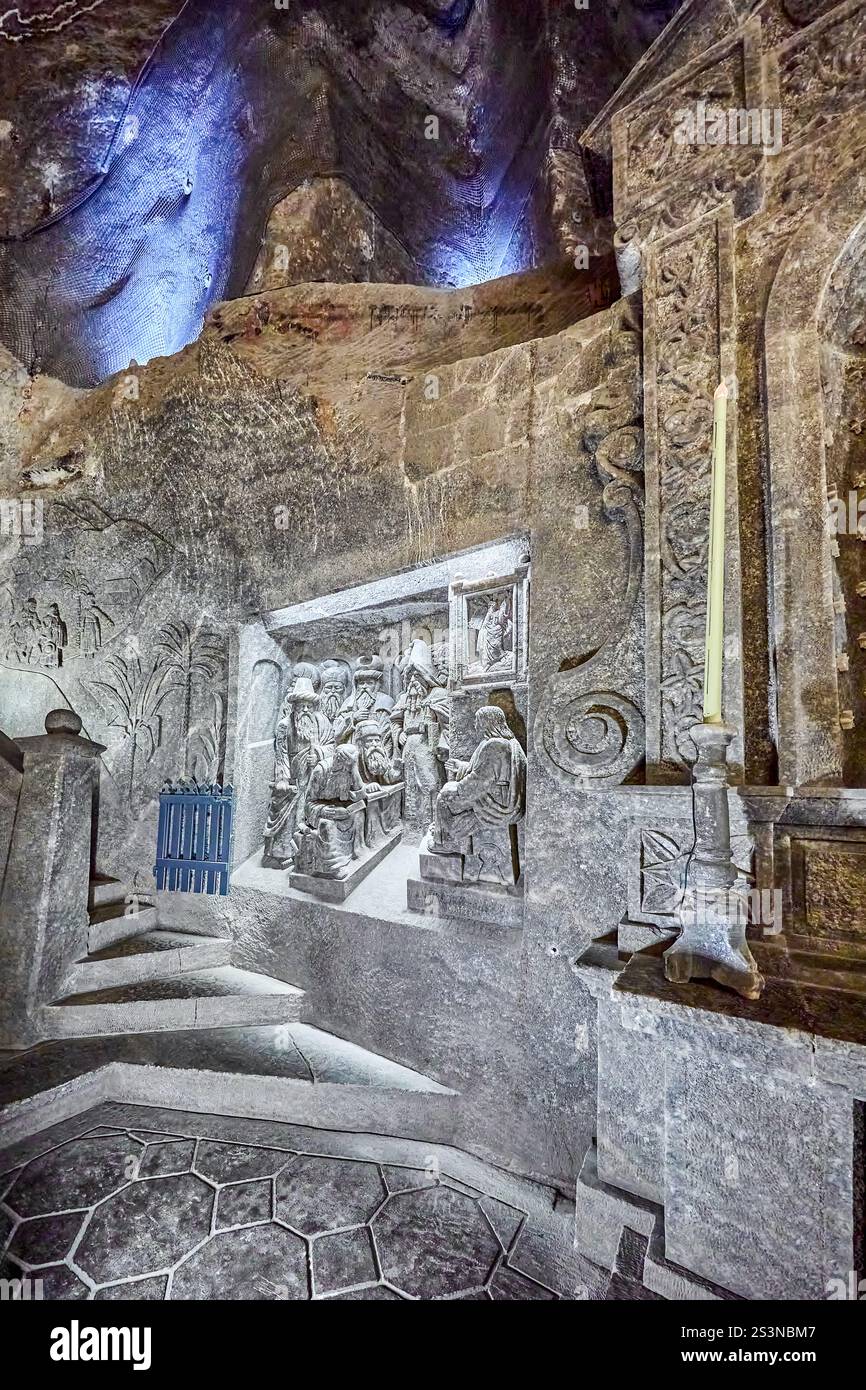 Underground Chapel of Saint Kinga deep within the Wieliczke salt mine ...