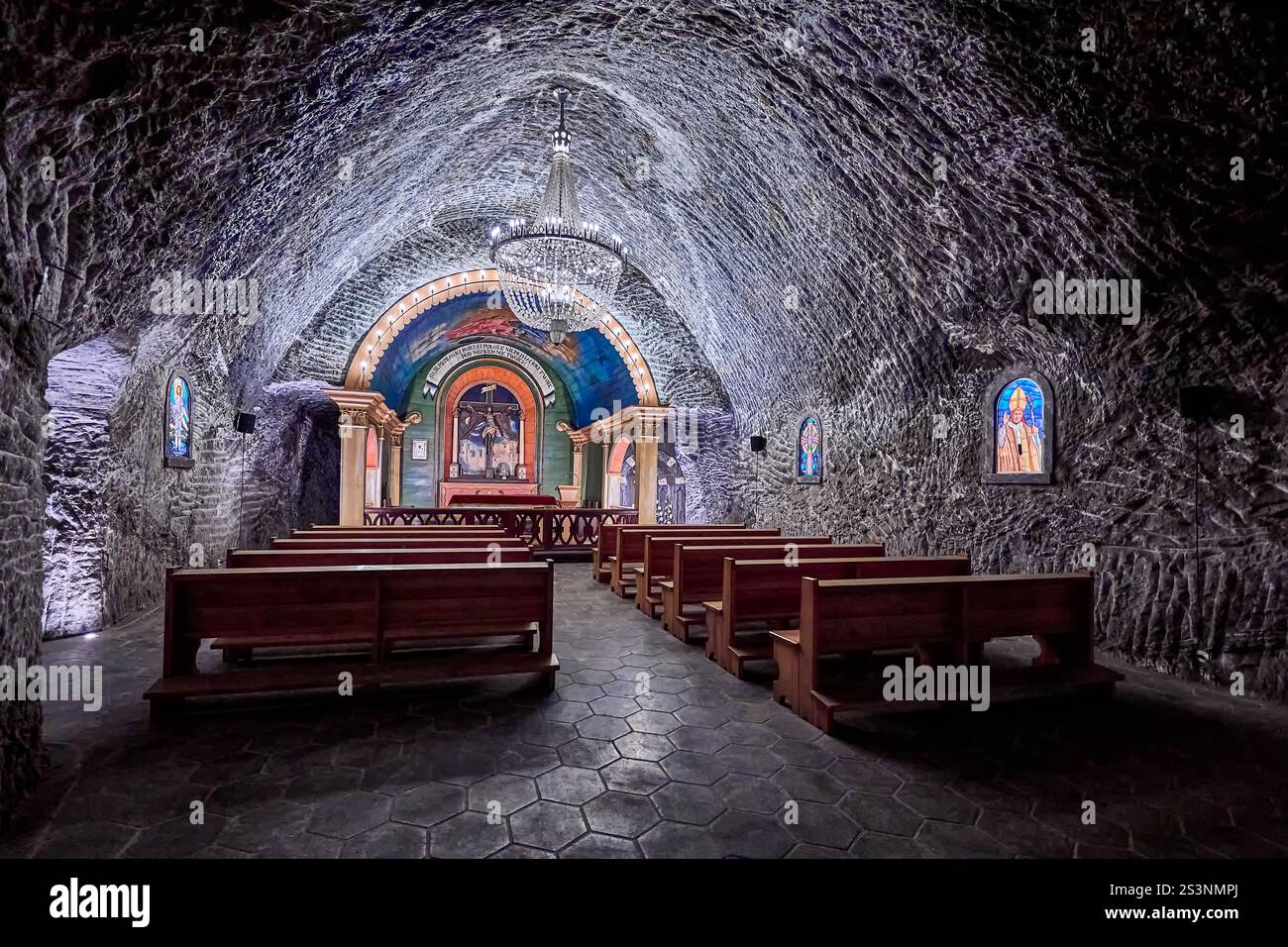 Underground Chapel of Saint Kinga deep within the Wieliczke salt mine ...