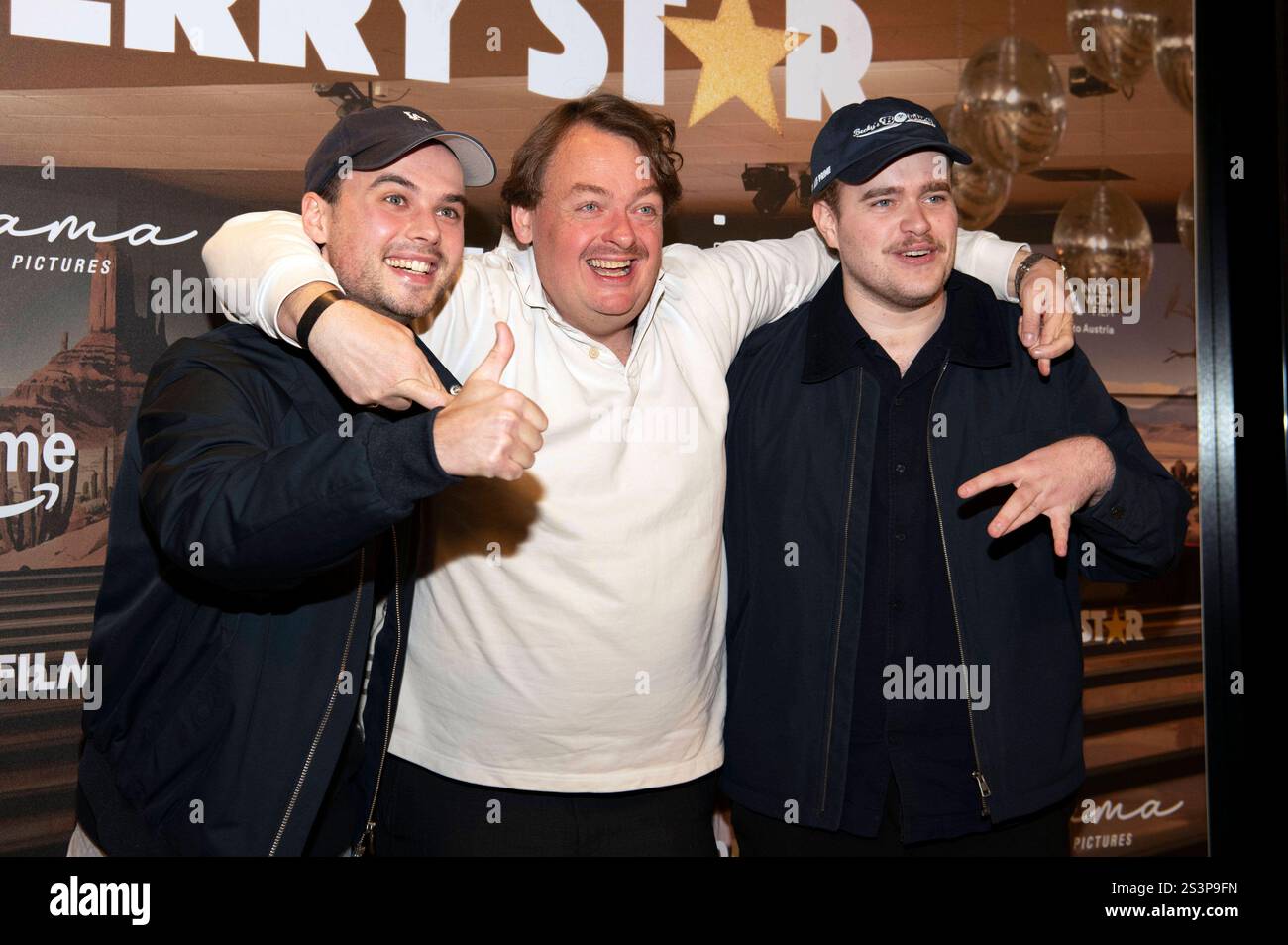 Tom Gronau, Sascha Nathan und Max Wolter bei der Premiere der Amazon ...
