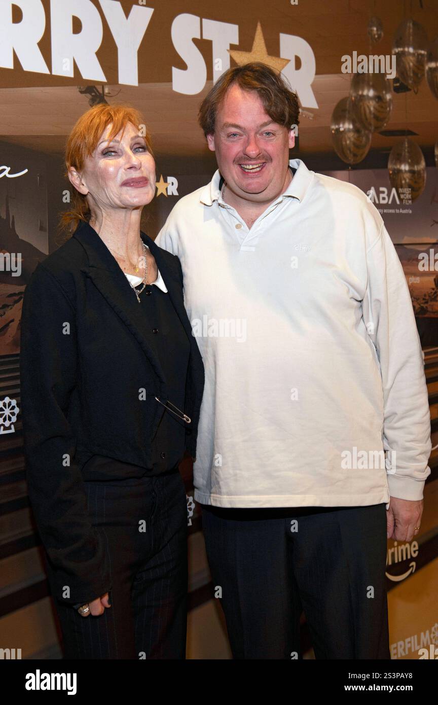 Andrea Sawatzki und Sascha Nathan bei der Premiere der Amazon Prime Video-Serie Gerry Star Der ...