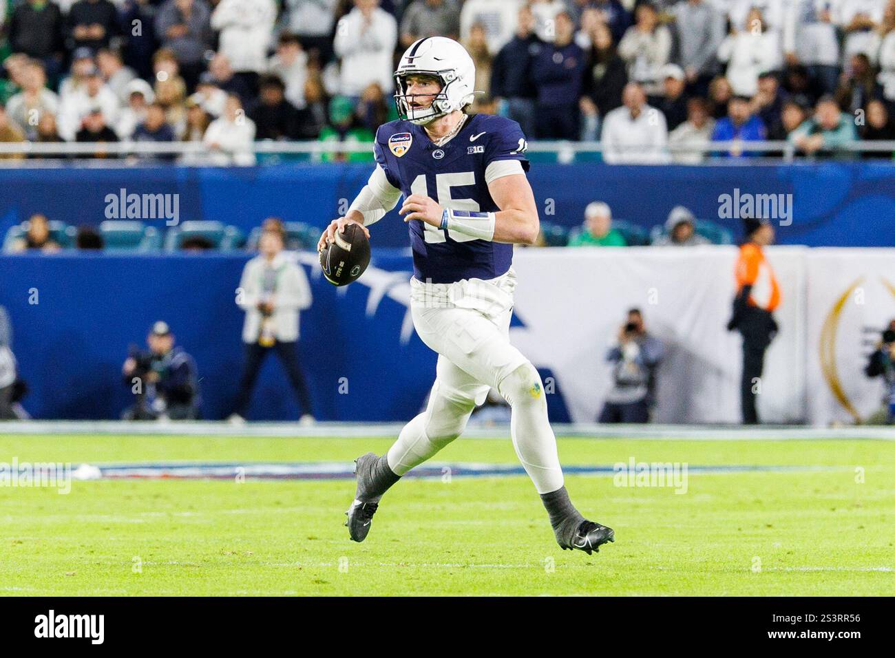Miami Gardens, Florida, USA. 09th Jan, 2025. Penn State quarterback ...
