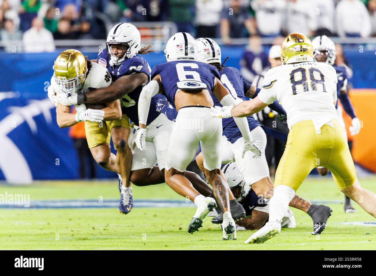 Miami Gardens, Florida, USA. 09th Jan, 2025. Penn State safety Karson Kiesewetter (28) makes the ...