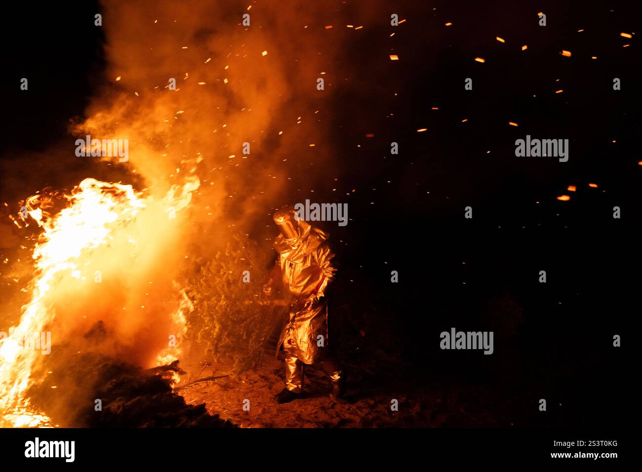 Seattle, USA. 9th Jan, 2025. Trees being burned in the annual Christmas ...
