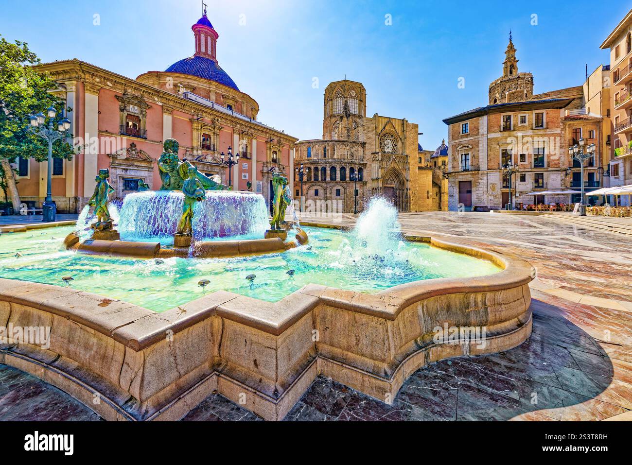 Basilica Cathedral of the Assumption of Our Lady. Valencia Stock Photo ...