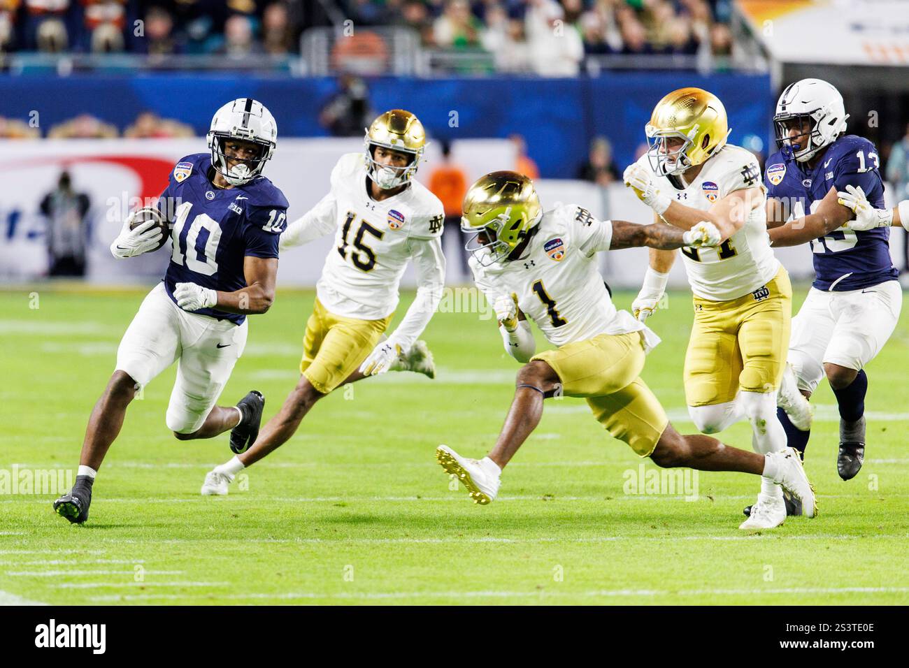 January 09, 2025: Penn State running back Nicholas Singleton (10) runs ...