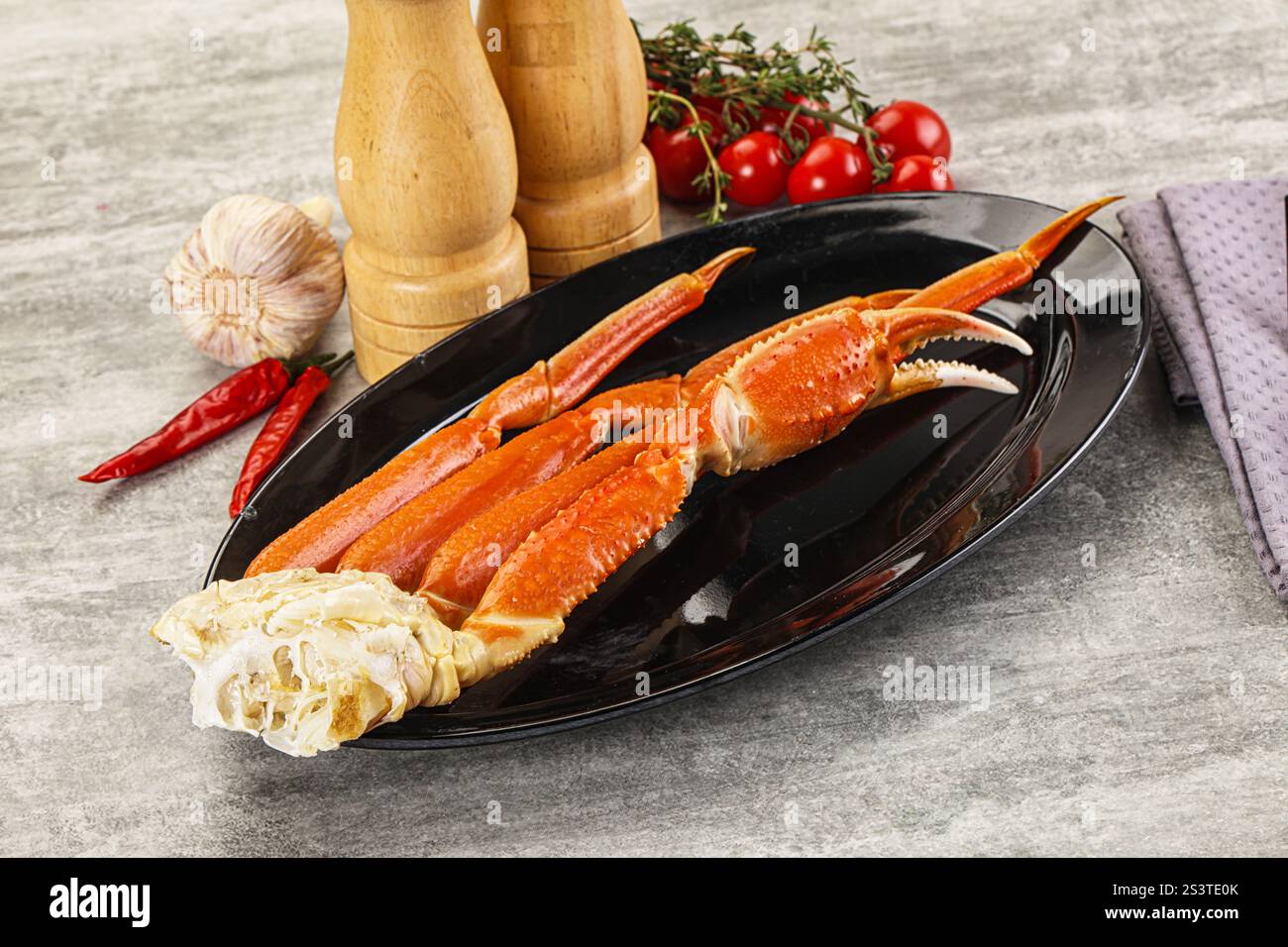 Delicous luxury boiled crab claw legs Stock Photo - Alamy