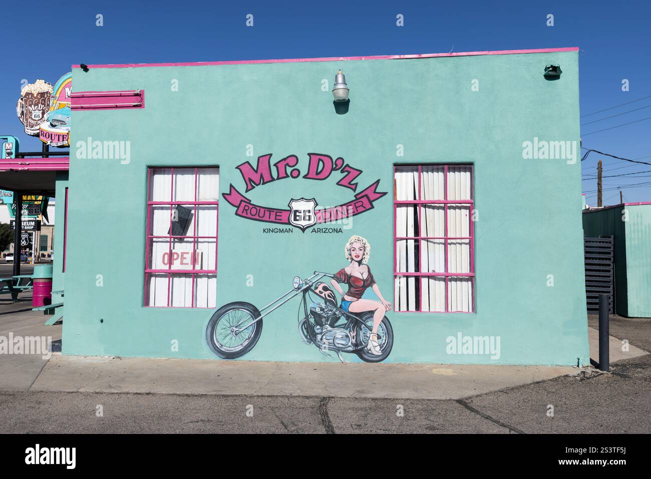 Mural on Mr D'z historic family diner in former 1930s gas station on ...