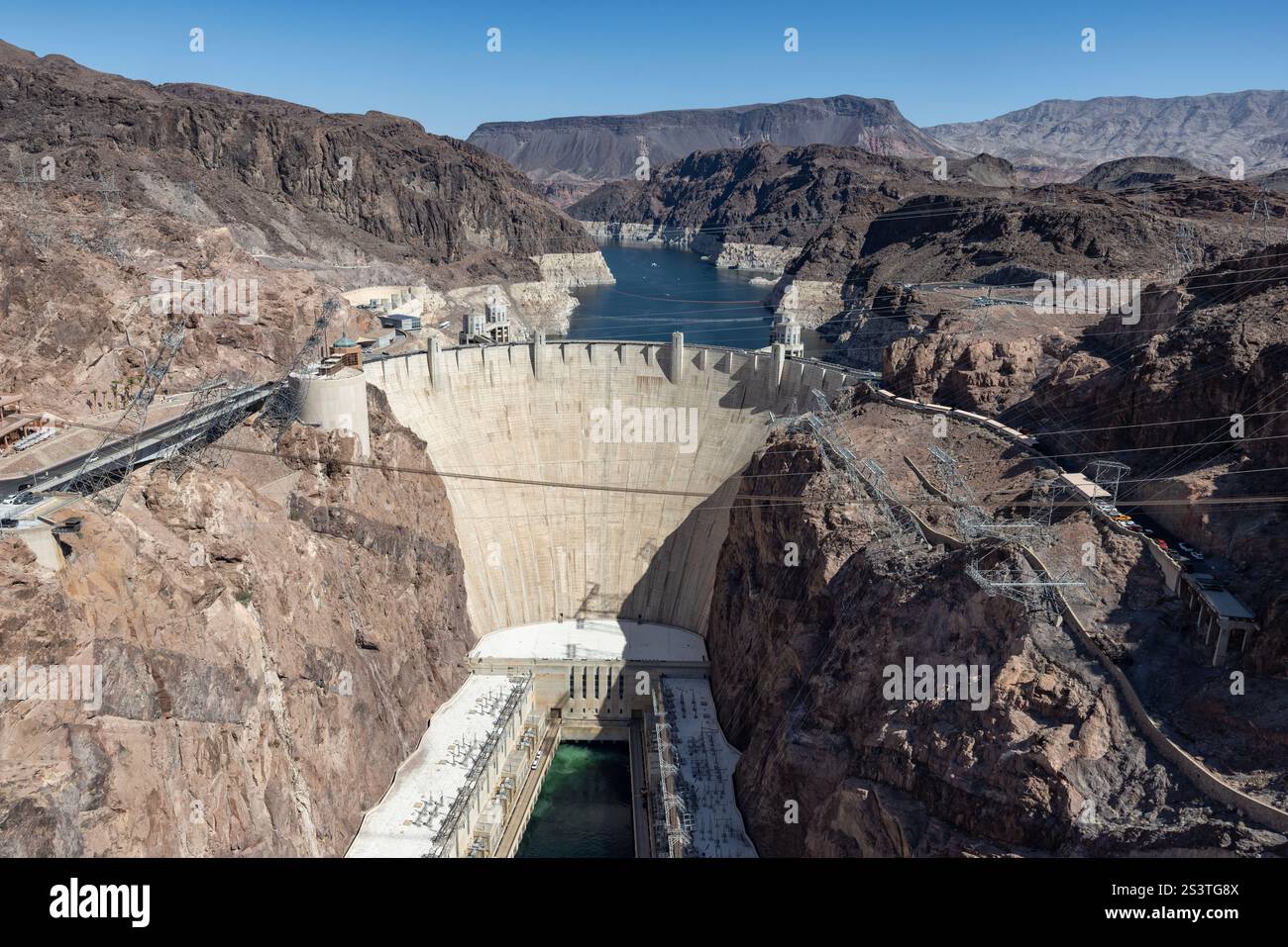 Hoover Dam a hydroelectric power plant and concrete arch gravity dam ...