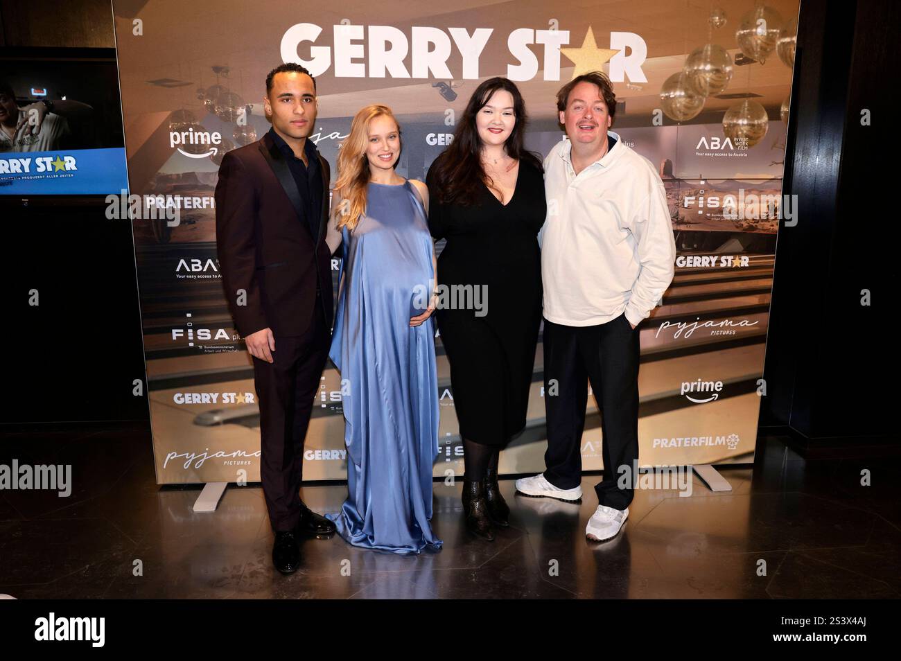 Noah Tinwa, Caro Cult, Franziska Winkler und Sascha Nathan beim Special Screening der Prime ...