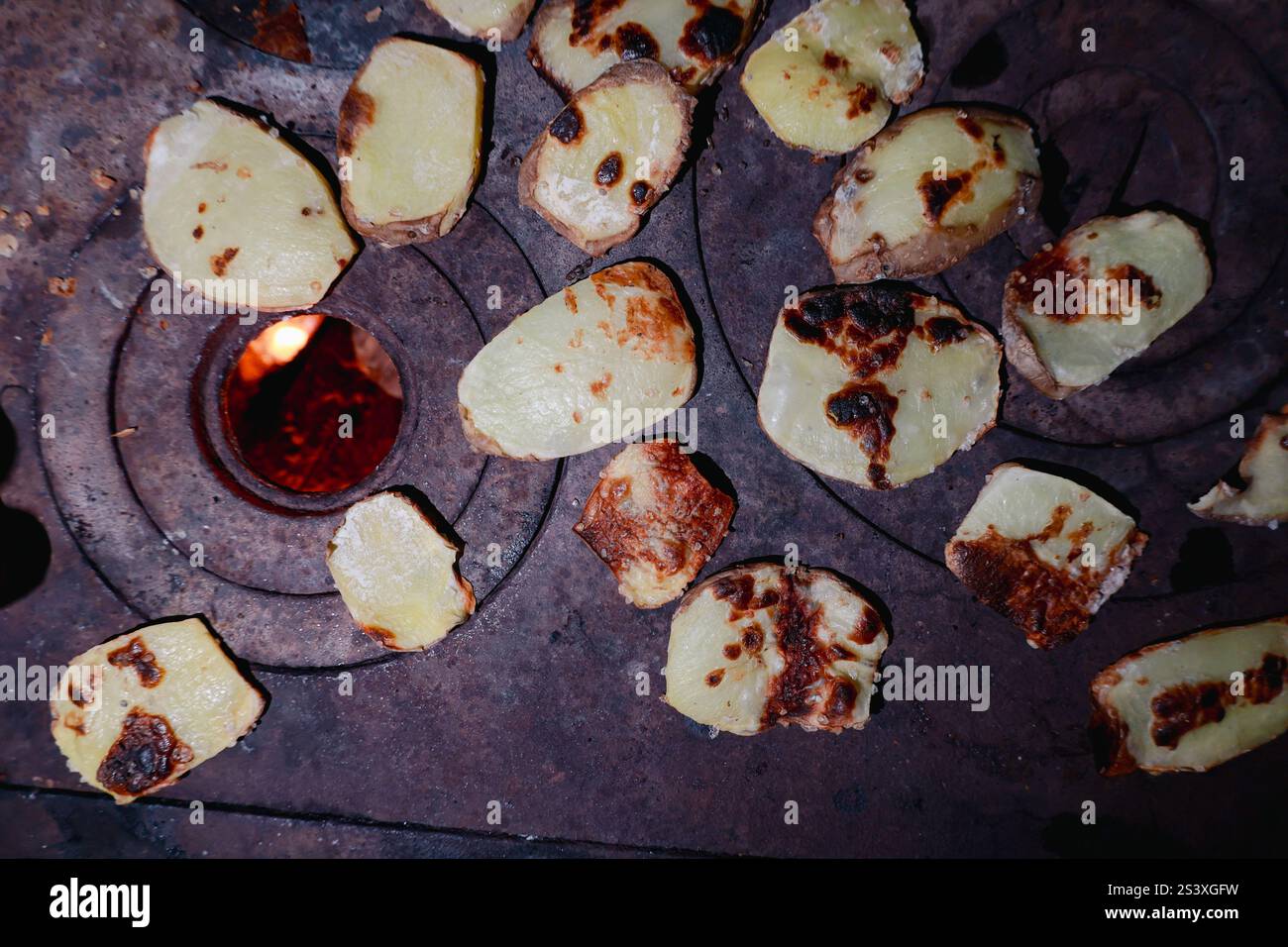 Potato rigs hi-res stock photography and images - Alamy