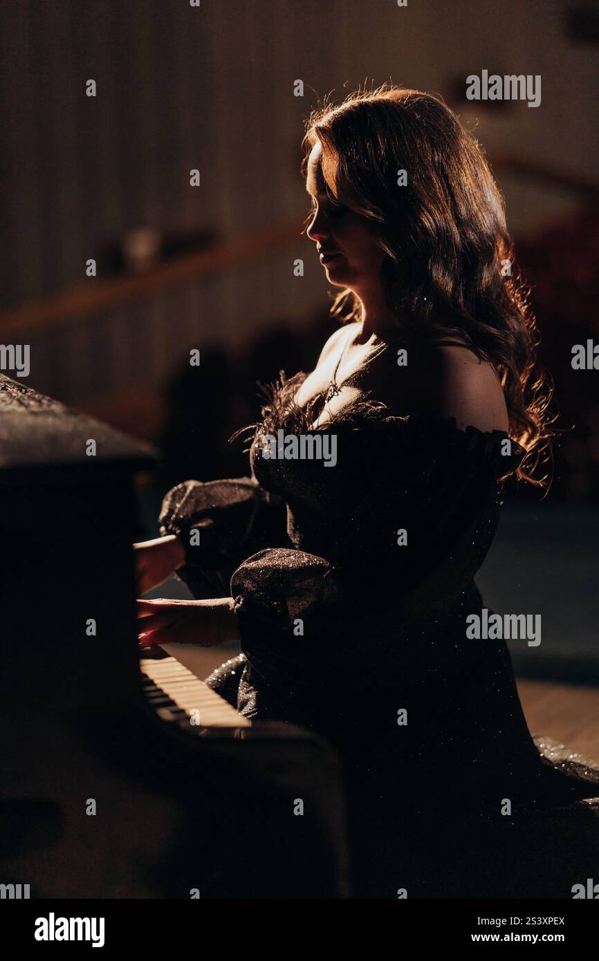 Elegant stage dress hi-res stock photography and images - Alamy