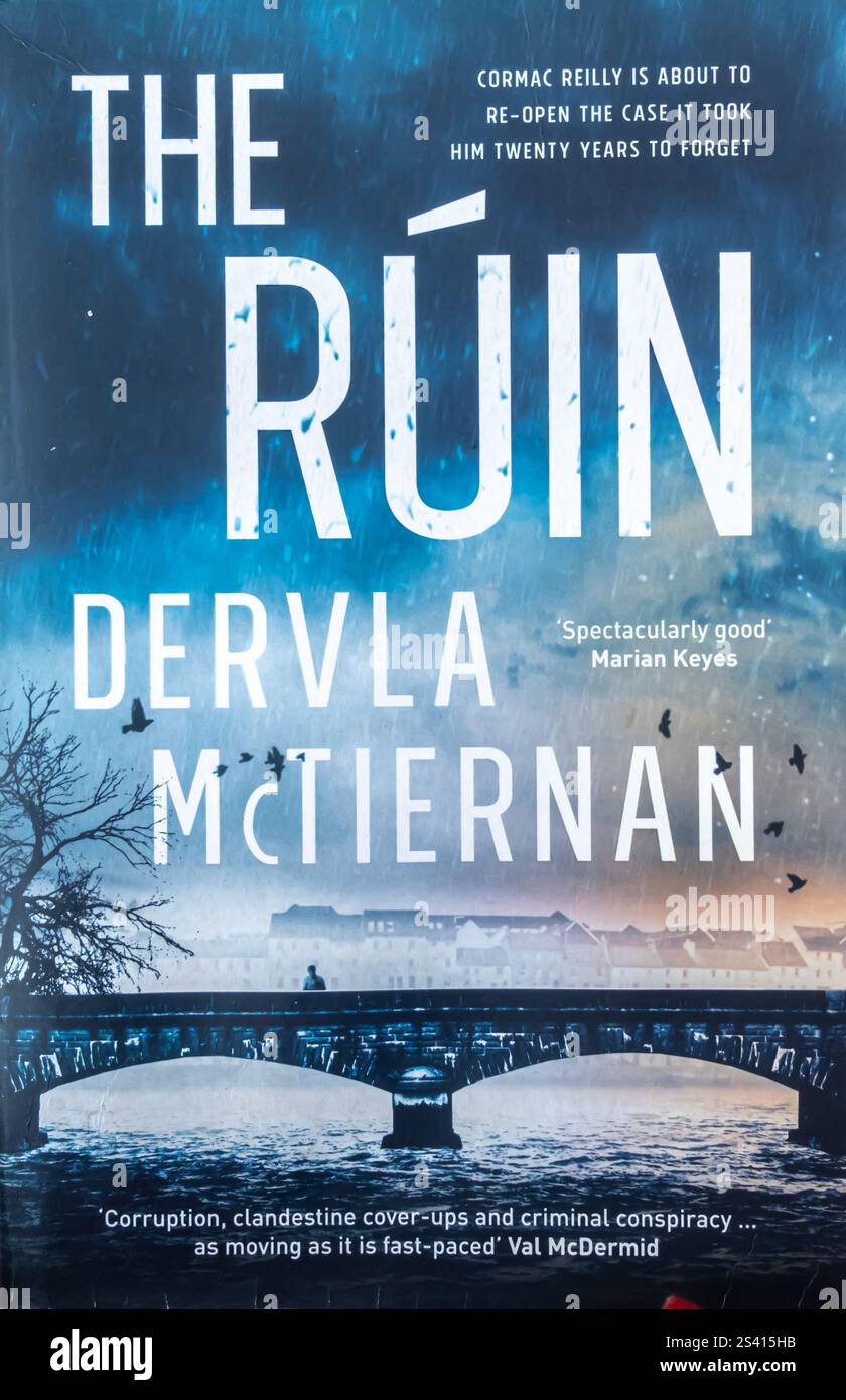 The Rúin Novel by Dervla McTiernan 2018 Stock Photo - Alamy