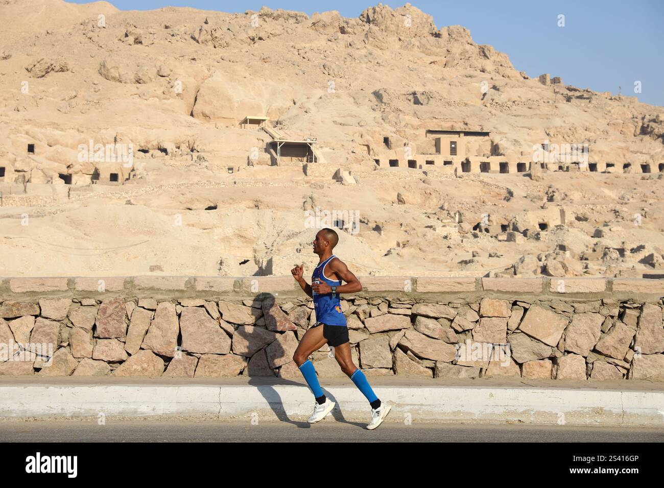 Luxor, Egypt. 10th Jan, 2025. A contestant runs during the Egyptian ...
