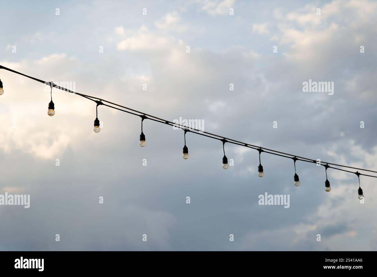 String outdoor electric lights hi-res stock photography and images - Alamy