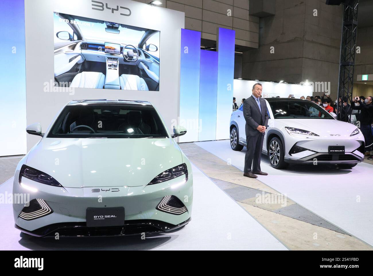 Chiba, Japan. 10th Jan, 2025. Chinese automaker BYD's Japanese subsidiary BYD Auto Japan ...