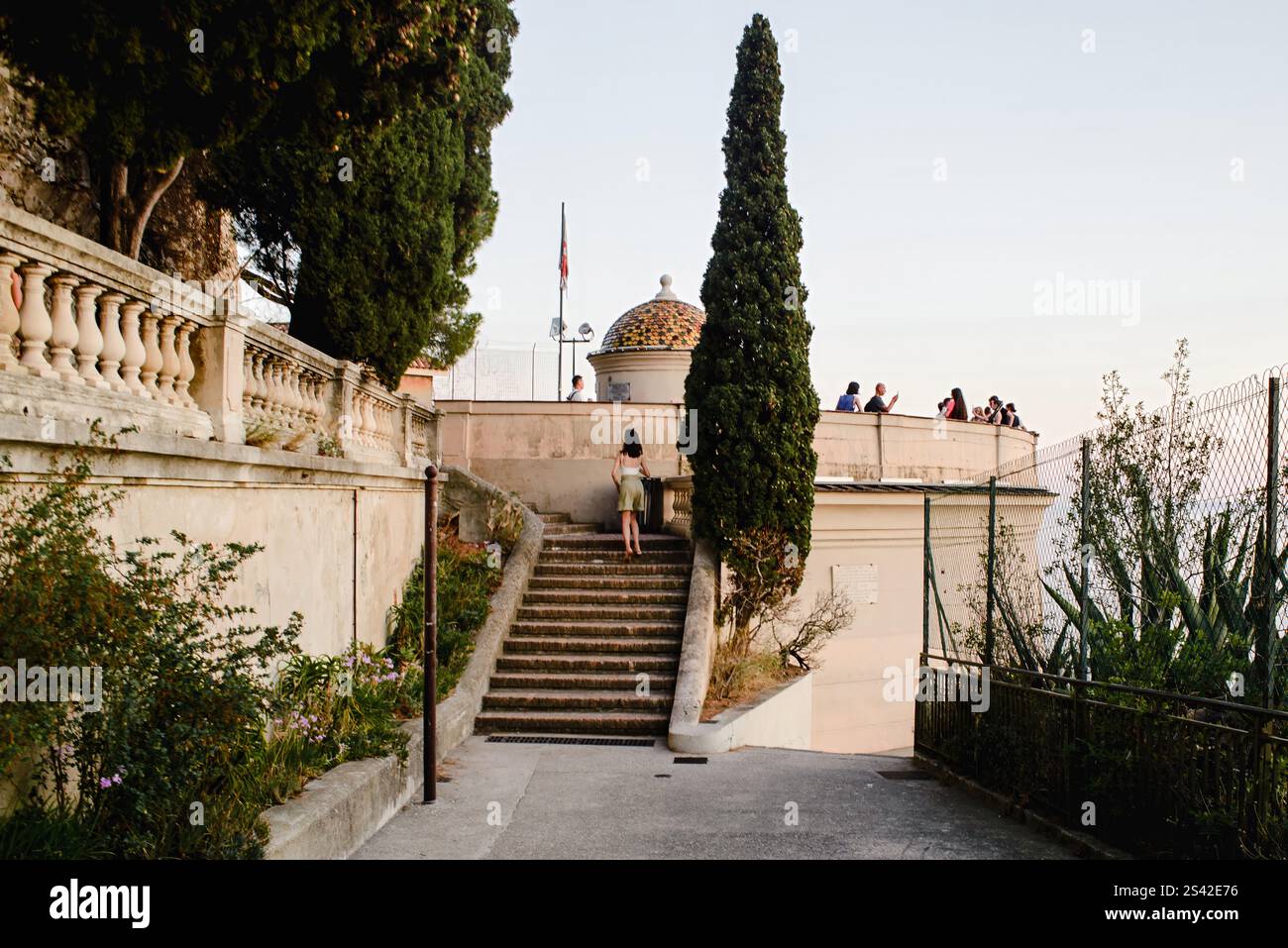 Scenic Pathway to Castle Hill Terrace, Nice Stock Photo - Alamy