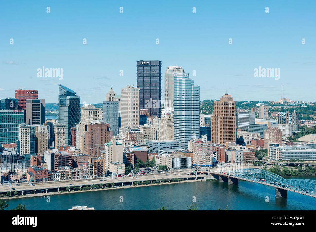 Pittsburgh from allegheny river hi-res stock photography and images - Alamy