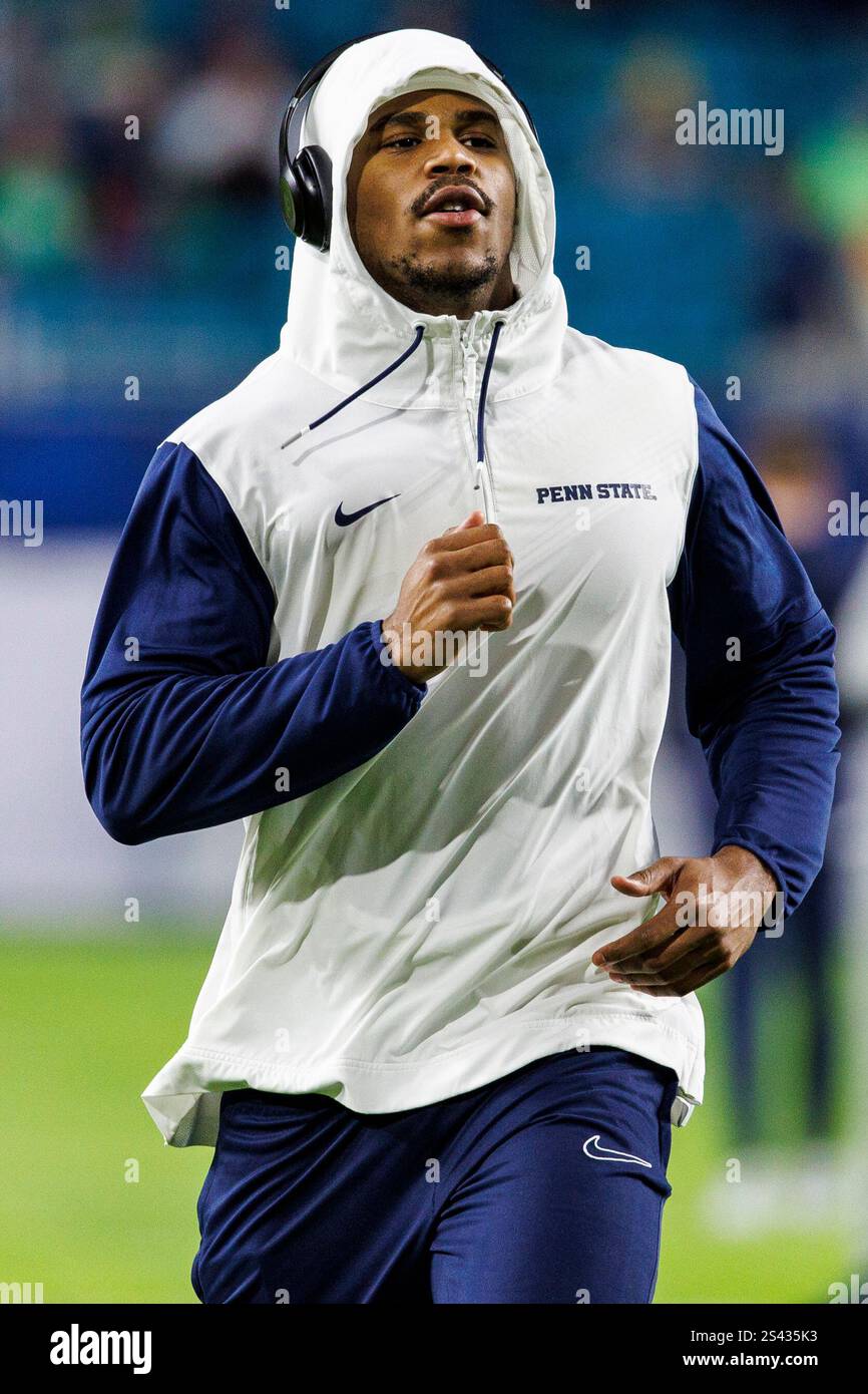 Miami Gardens, Florida, USA. 09th Jan, 2025. Penn State defensive ...